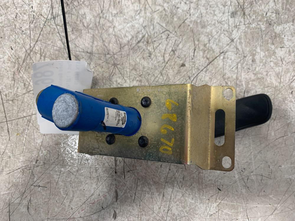 BENDIX Brake Air Valve OEM# 7267413 in Dorr, MI #361-10713