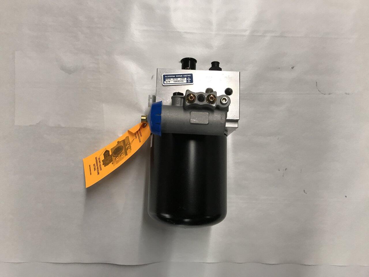 Bendix 5010696 Air Dryer in Spencer, IA #HX 5010696X