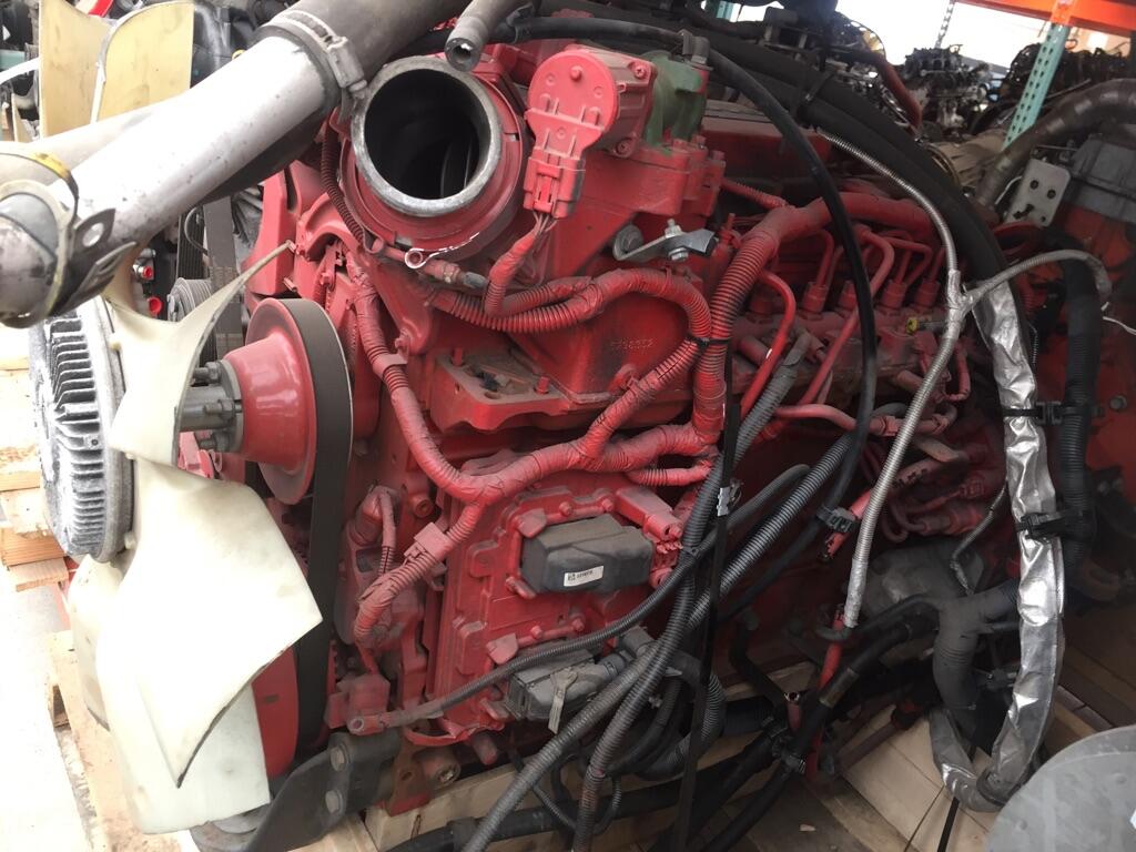 CUMMINS ISB6.7 Engine Assembly in Denver, CO #18667