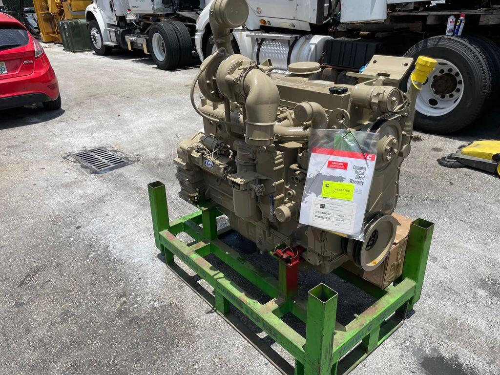 CUMMINS ISC Engine Assembly in HIALEAH, FL #005317