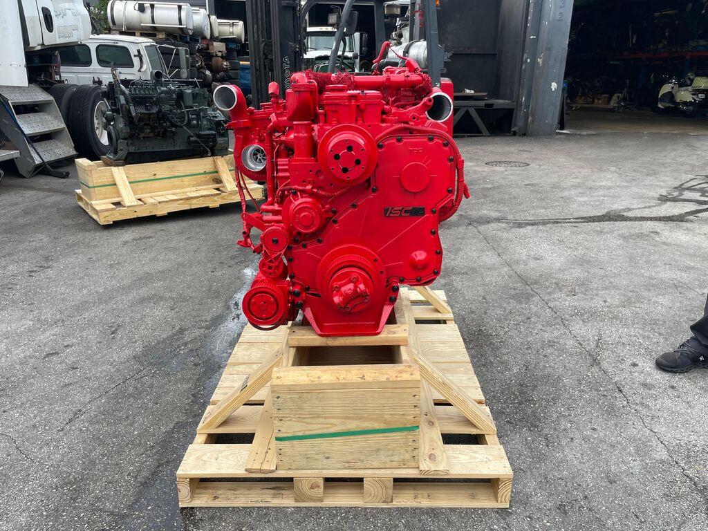 CUMMINS ISC Engine Assembly in HIALEAH, FL #005336