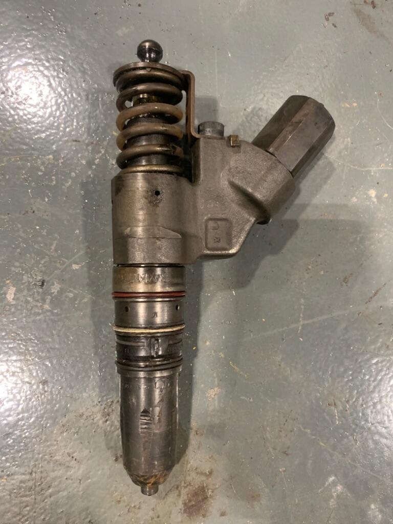 CUMMINS ISM Fuel Injector OEM# 3080429 in Abbotsford, BRITISH COLUMBIA ...