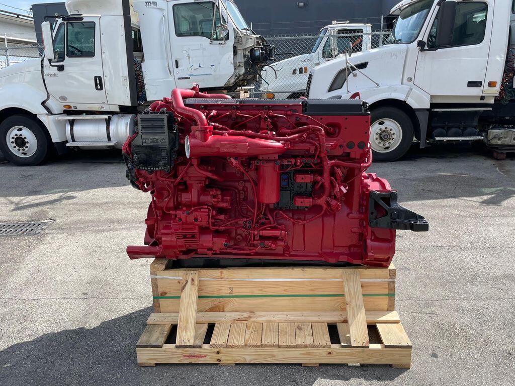 CUMMINS ISX15 Engine Assembly in HIALEAH, FL #005106