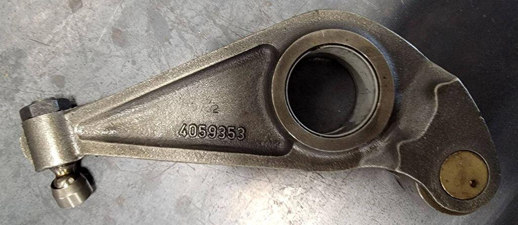 CUMMINS ISX15 Engine Rocker Arm OEM# 4059353 in Hastings, NE #21428