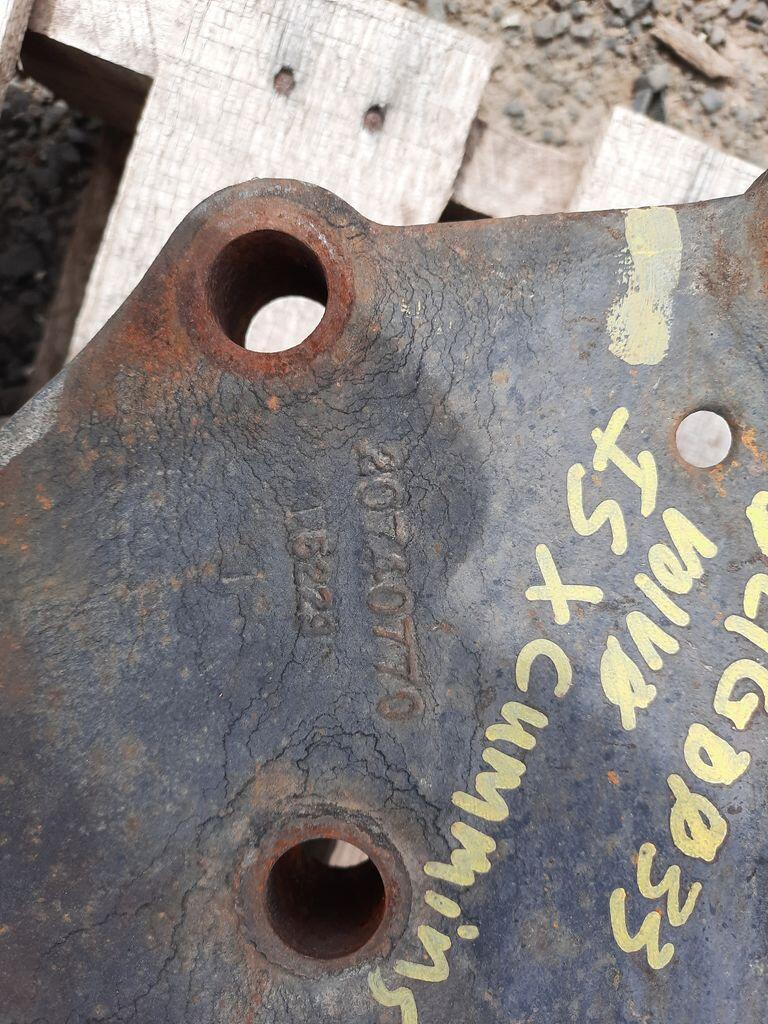 CUMMINS ISX ENGINE MOUNTS, ENGINE (REAR) OEM# 20740770 in Spokane, WA ...