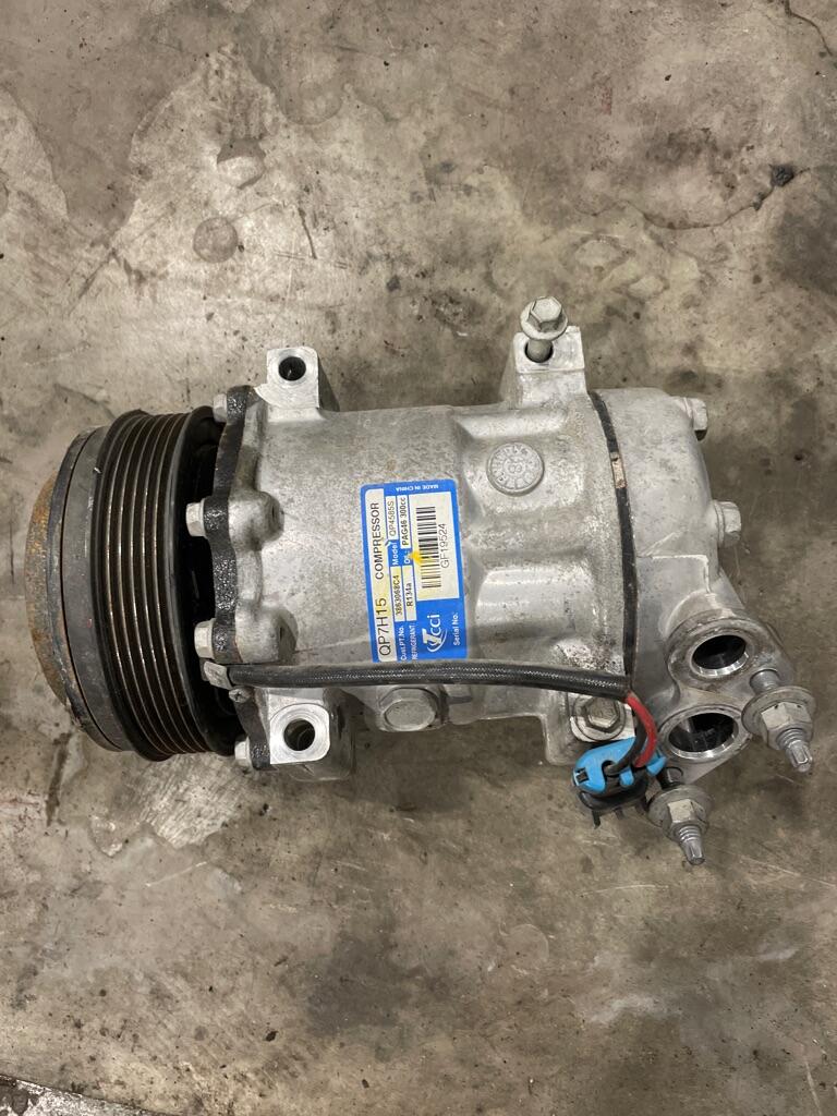 CUMMINS LT625 Air Conditioner Compressor OEM# 3863068C4 in Abbotsford ...