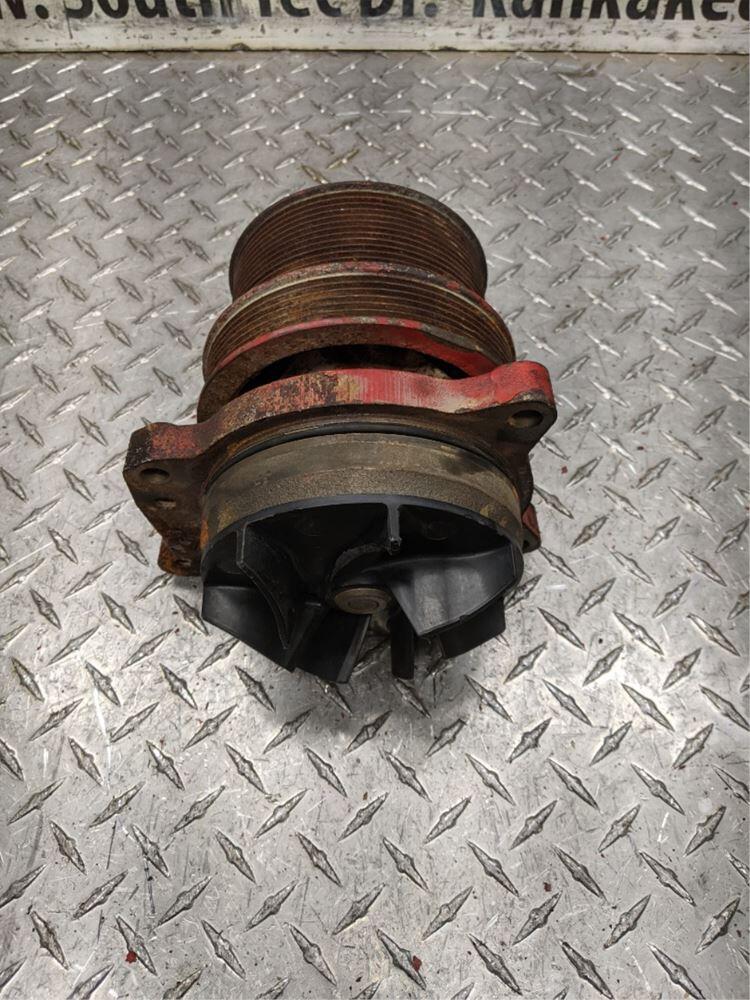 Cummins ISX15 Water Pump in Kankakee, Illinois #P-9712