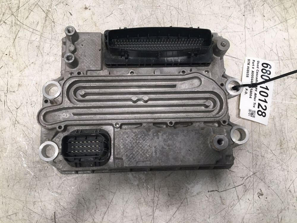 DETROIT DIESEL Cascadia DPF Module OEM# A0004464654 in Dorr, MI #680-10128