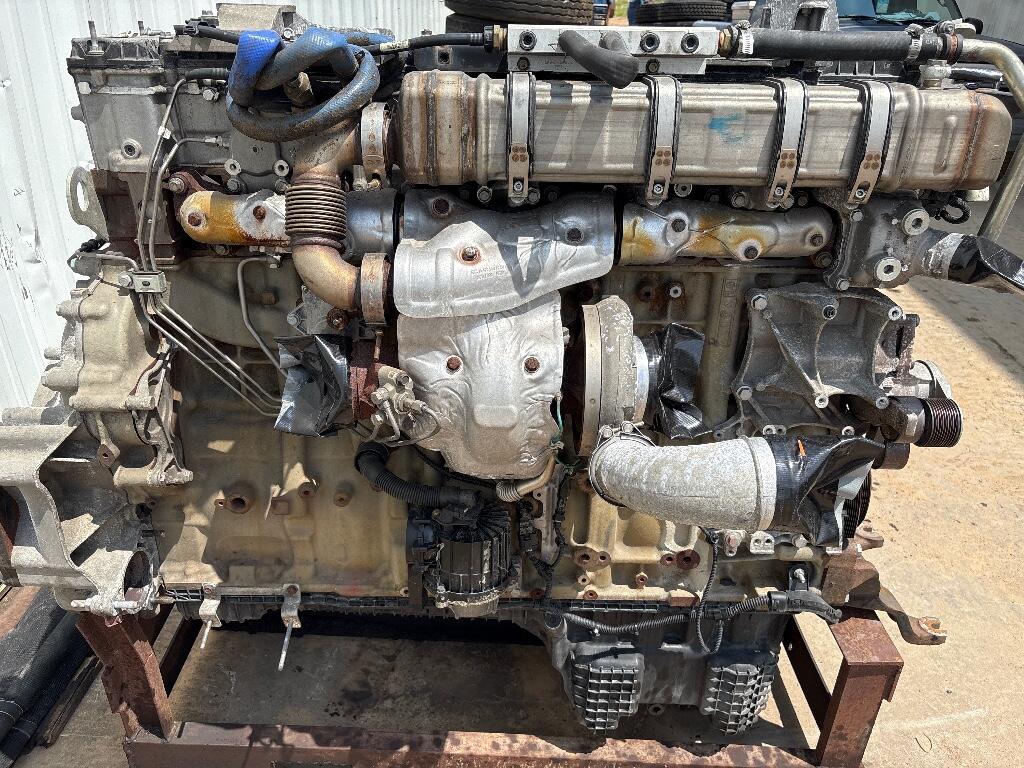 DETROIT DD 15 Engine Assembly #28135 for sale by American Truck Parts
