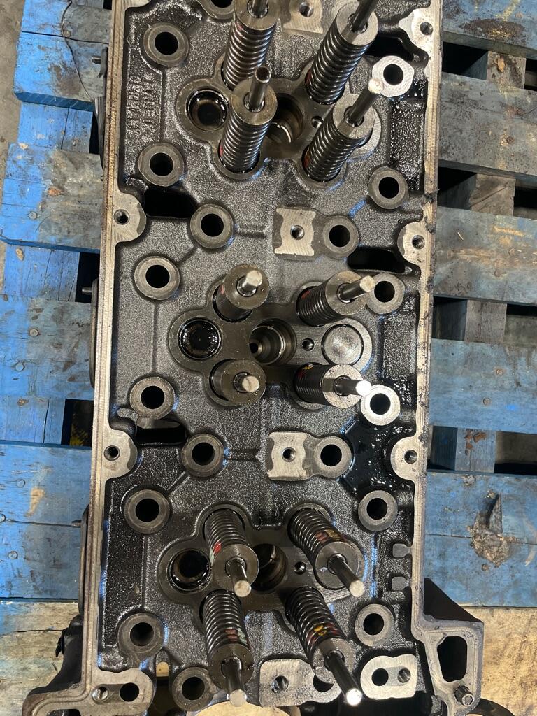 DETROIT DD15 Cylinder Head in Abbotsford, BRITISH COLUMBIA #34035