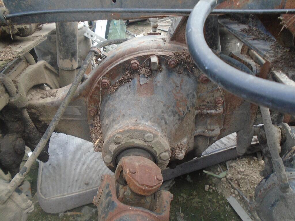 EATON RS402 Rear End in Alamo, Texas #27326