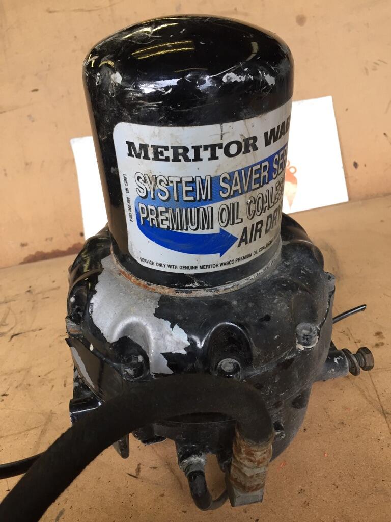 FREIGHTLINER CASCADIA Air Drier OEM# R950068 in Abbotsford, BRITISH ...