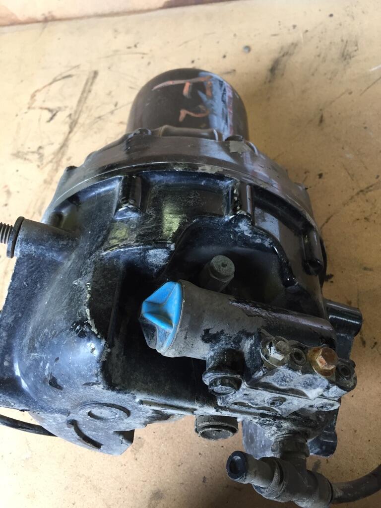 FREIGHTLINER CASCADIA Air Drier OEM# R950068 in Abbotsford, BRITISH ...