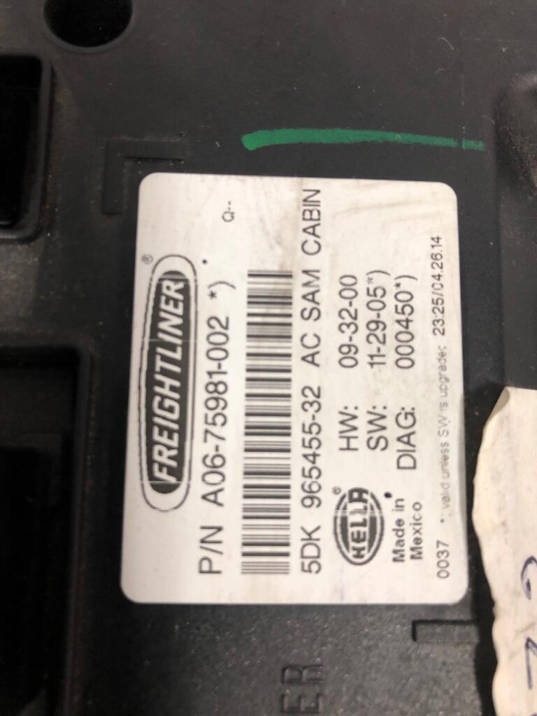 FREIGHTLINER CASCADIA Electronic Chassis Control Modules OEM# A06-75981 ...