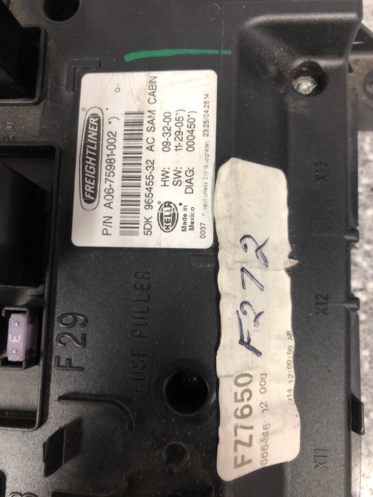 FREIGHTLINER CASCADIA Electronic Chassis Control Modules OEM# A06-75981 ...