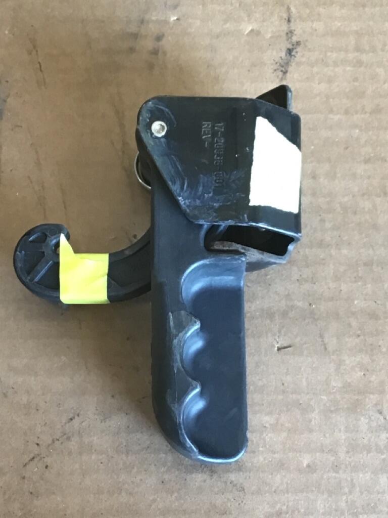 FREIGHTLINER CASCADIA Hood Latch OEM# 17-15730-004 in Holland, MI #78741