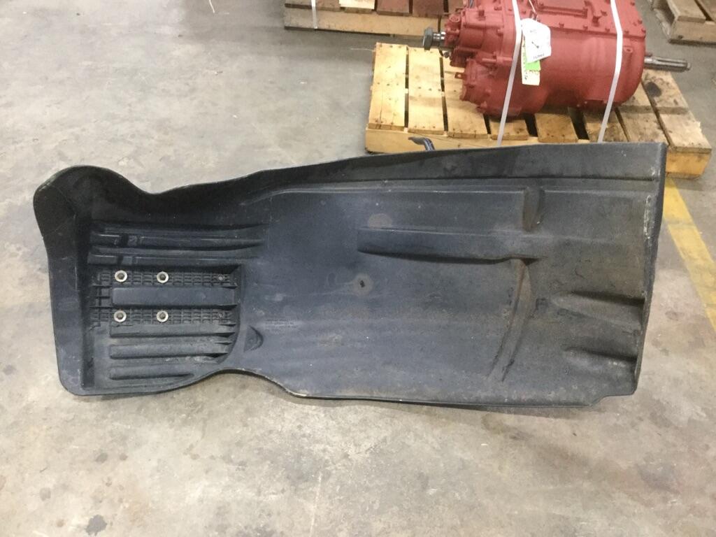 FREIGHTLINER COLUMBIA 120 FENDER, SPLASH SHIELD/GUARD OEM# 22-59170-001 ...