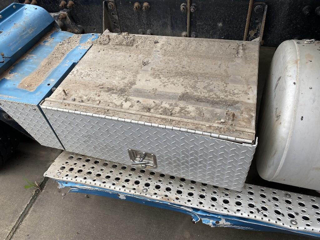 FREIGHTLINER CORONADO Tool Box in CRANDALL, TX #78301