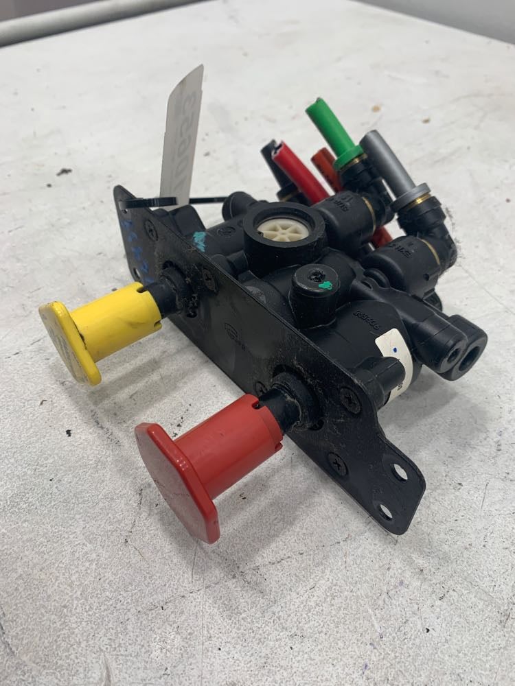 FREIGHTLINER Cascadia Brake Air Valve in Dorr, MI #361-10653
