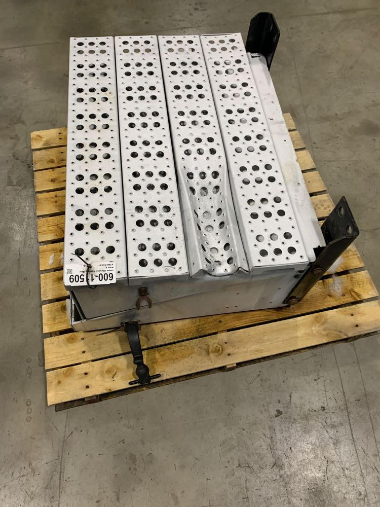 FREIGHTLINER Classic Battery Box in Dorr, MI #600-11509