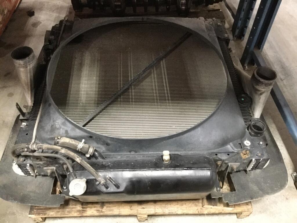 FREIGHTLINER Dump Radiator in Abbotsford, BRITISH COLUMBIA #5787