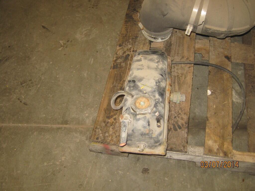 FREIGHTLINER FL112 Radiator Overflow Bottle OEM# VML-T2285 in Holland ...
