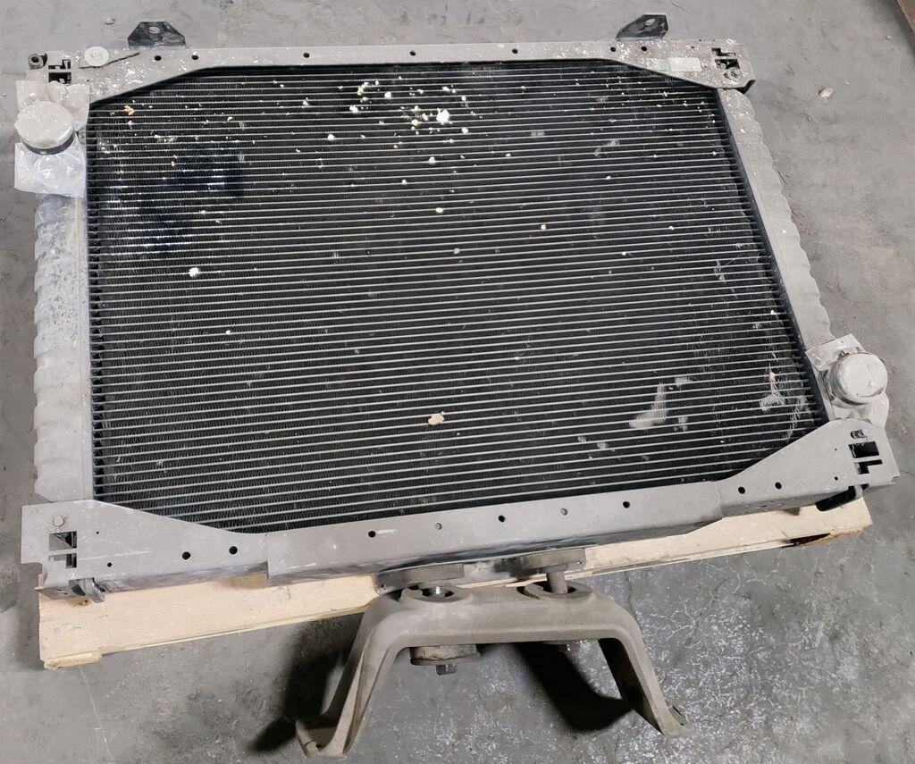 FREIGHTLINER FL112 Radiator in SPOKANE, WA #3568