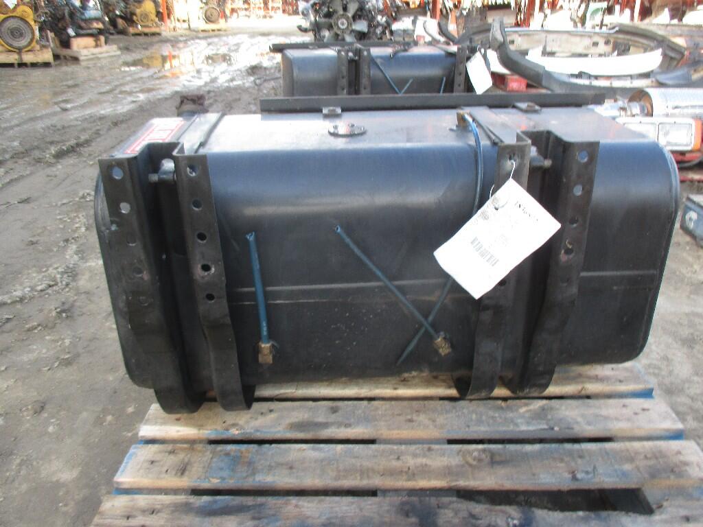 FREIGHTLINER FL70 FUEL TANK in Stockton, CA #1836572
