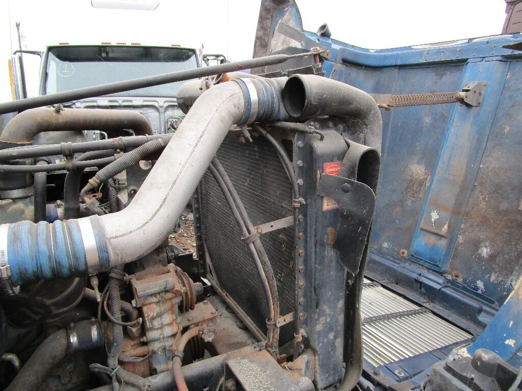 FREIGHTLINER FLD120 Radiators OEM# A05-16366-001 in CRANDALL, TX #38758