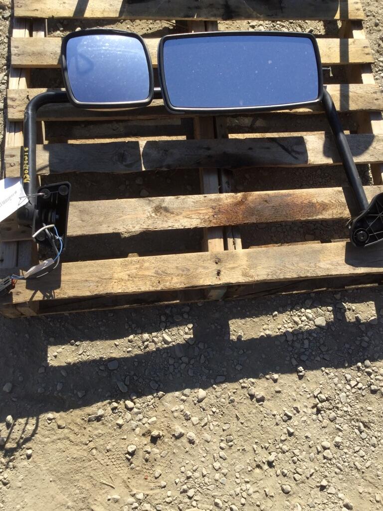 FREIGHTLINER M2 112 MIRROR ASSEMBLY CAB/DOOR in Stockton, CA #1995961