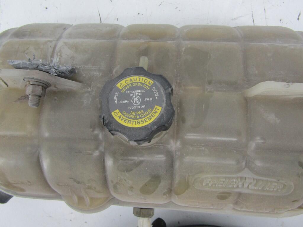 FREIGHTLINER Radiator Overflow Bottle OEM# 0523045000 in OWENSBORO, KY ...