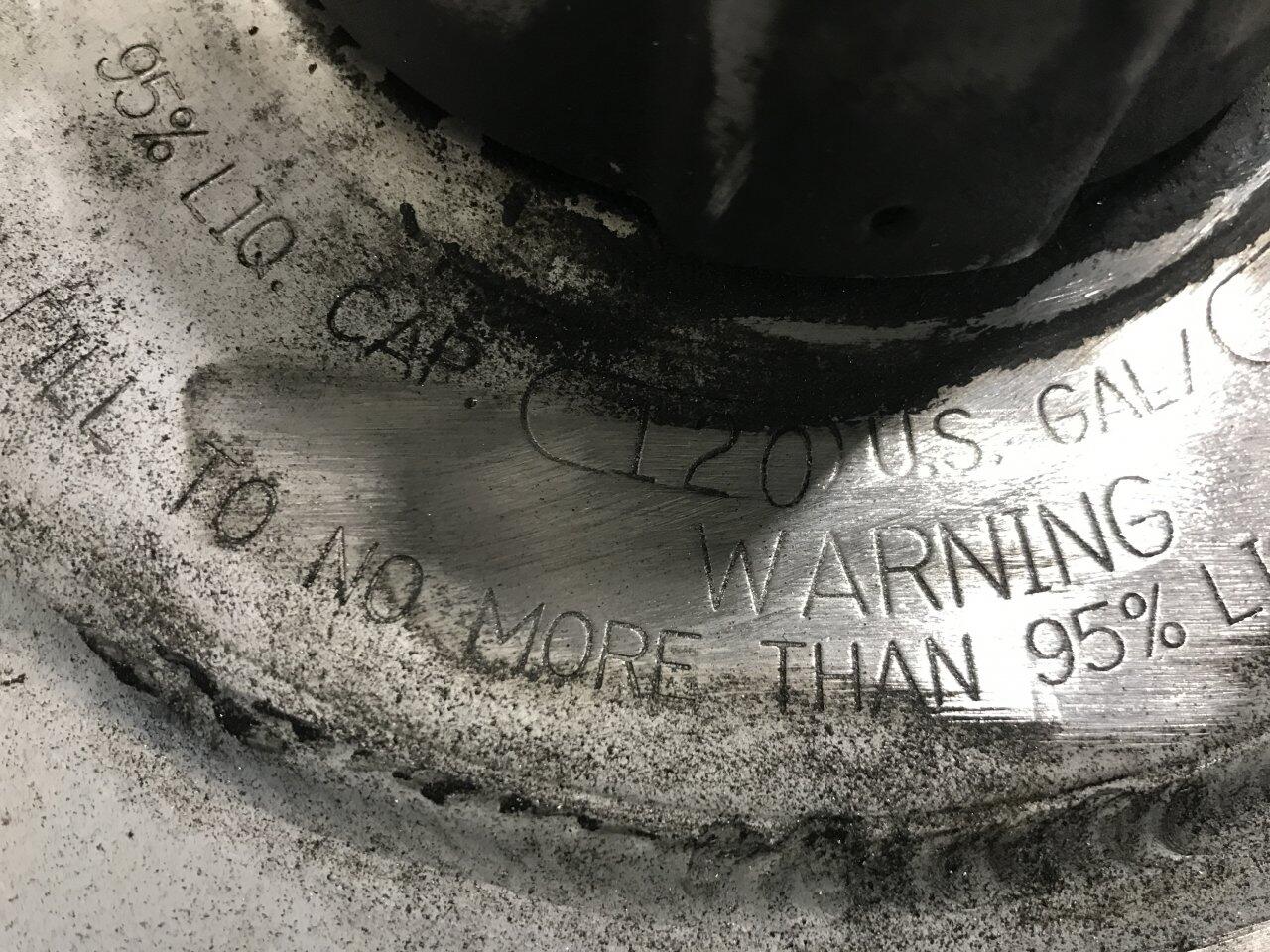 Freightliner CASCADIA Fuel Tank in Kansas City, MO #25201460