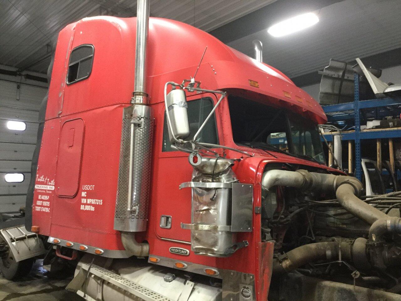 Freightliner CLASSIC XL Cab Assembly in Sioux Falls, SD #24719835