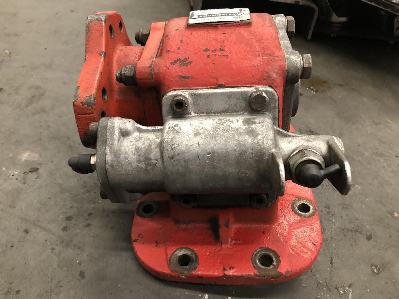 Freightliner FLD120 PTO in Council Bluffs, IA #24911581