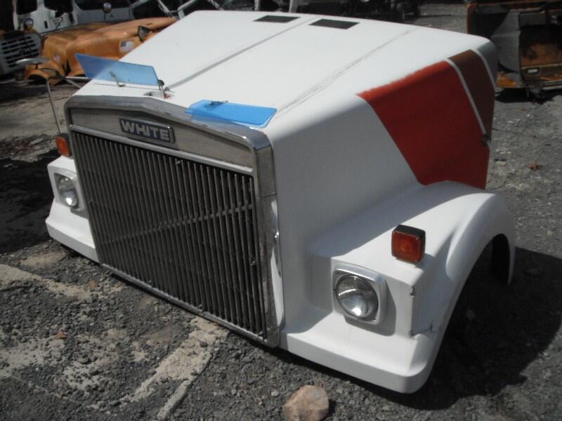 GMC/VOLVO/WHITE WIA Hood in Wurtsboro, NY #1574