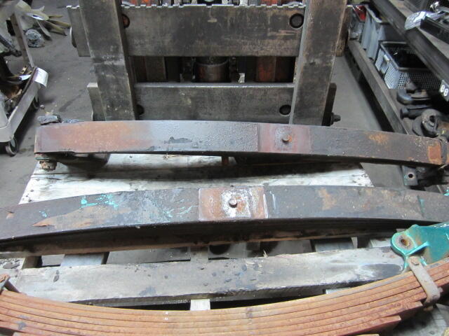 HENDRICKSON VT100 Leaf Spring, Front in Grand Rapids, MI #1035435