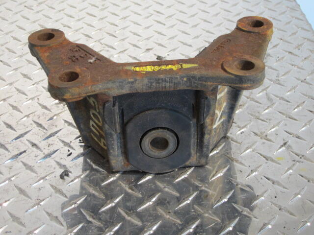 INTERNATIONAL 4900 Engine Mounts in Grand Rapids, MI #1032146