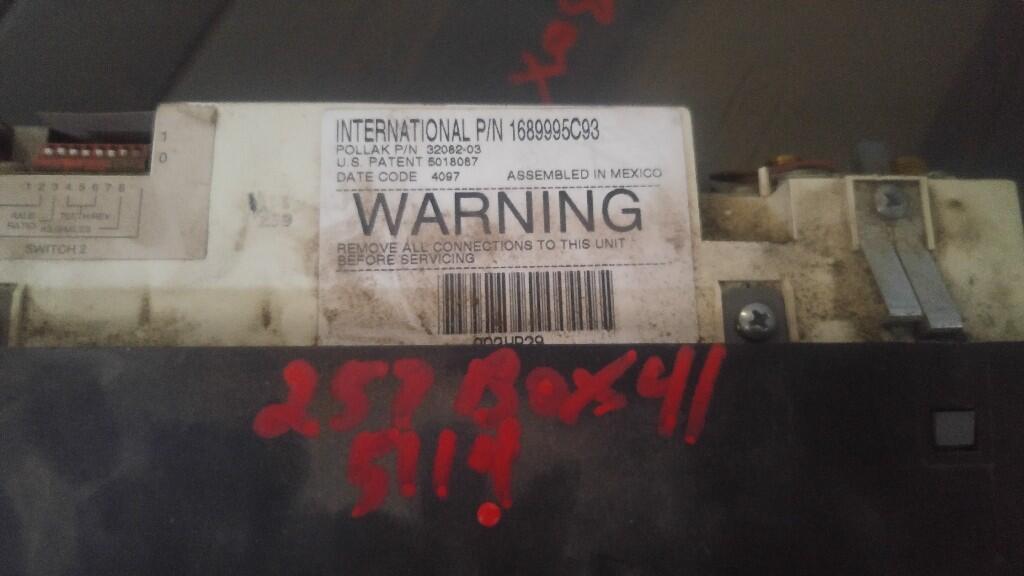 INTERNATIONAL 4900 Instrument Cluster OEM# 1689995C93 in CARTERSVILLE ...