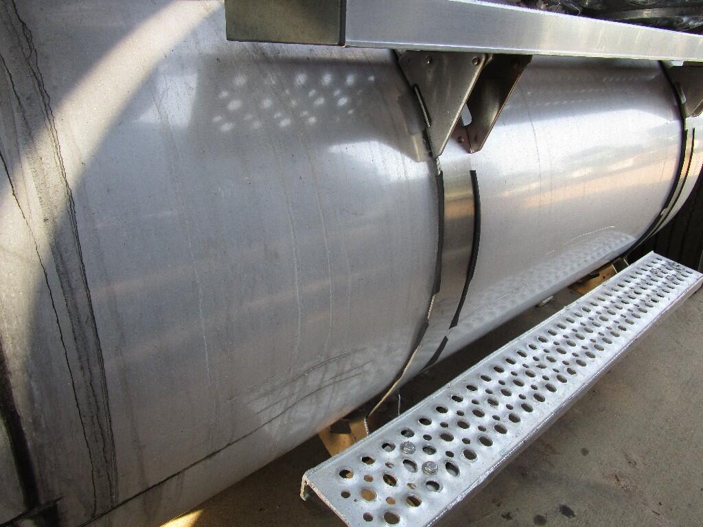 INTERNATIONAL 9900I Fuel Tank Strap/Hanger in CRANDALL, TX #55888