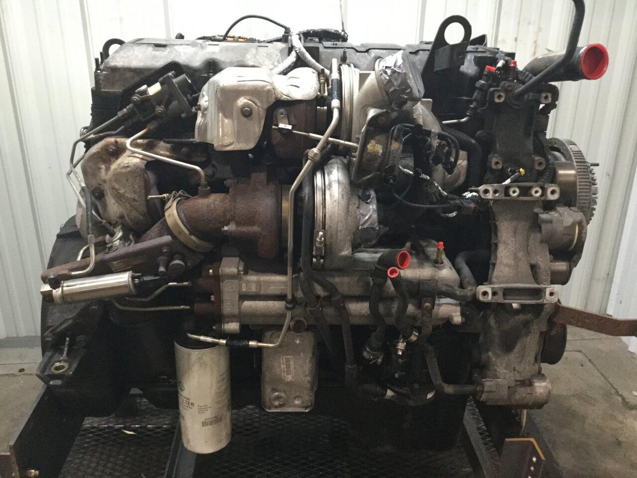 INTERNATIONAL DT 466E Engine Assembly in Winamac, IN #24831045