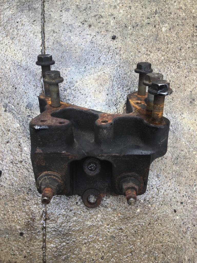 INTERNATIONAL HX Engine Mounts in Holland, MI #78959