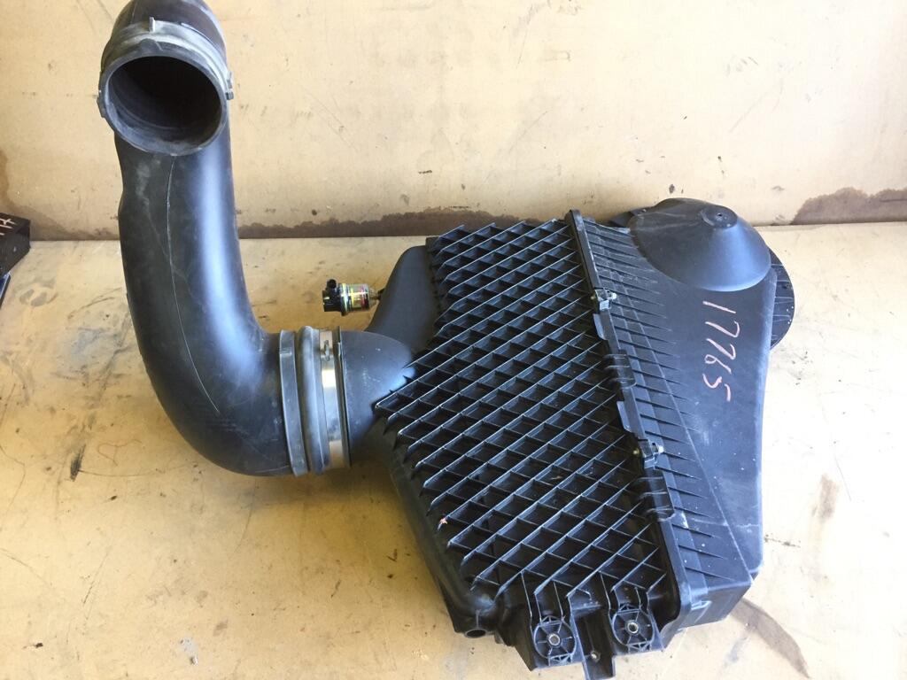 INTERNATIONAL LT62 Air Cleaner OEM# 2515573C1 in Abbotsford, BRITISH ...