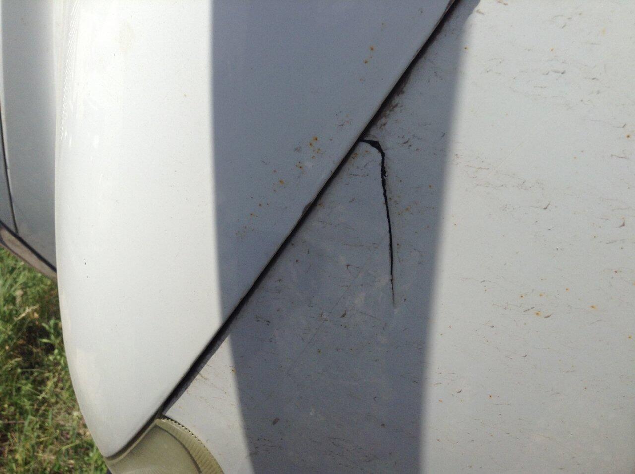 International 4300 Hood in Spencer, IA #24576563