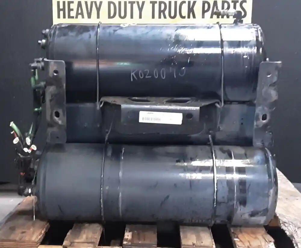KENWORTH T680 Battery Boxes #1570-7 for sale by Garabedian Equipment Co ...