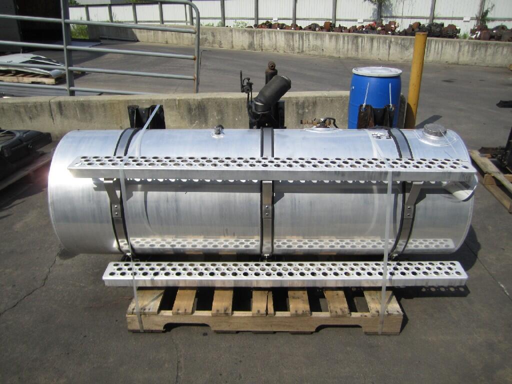 KENWORTH T680 FUEL TANK in Easton, MD #K14E0746L