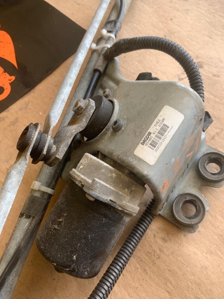 KENWORTH T680 Wiper Motor, Windshield OEM# R23-6025 in Abbotsford ...