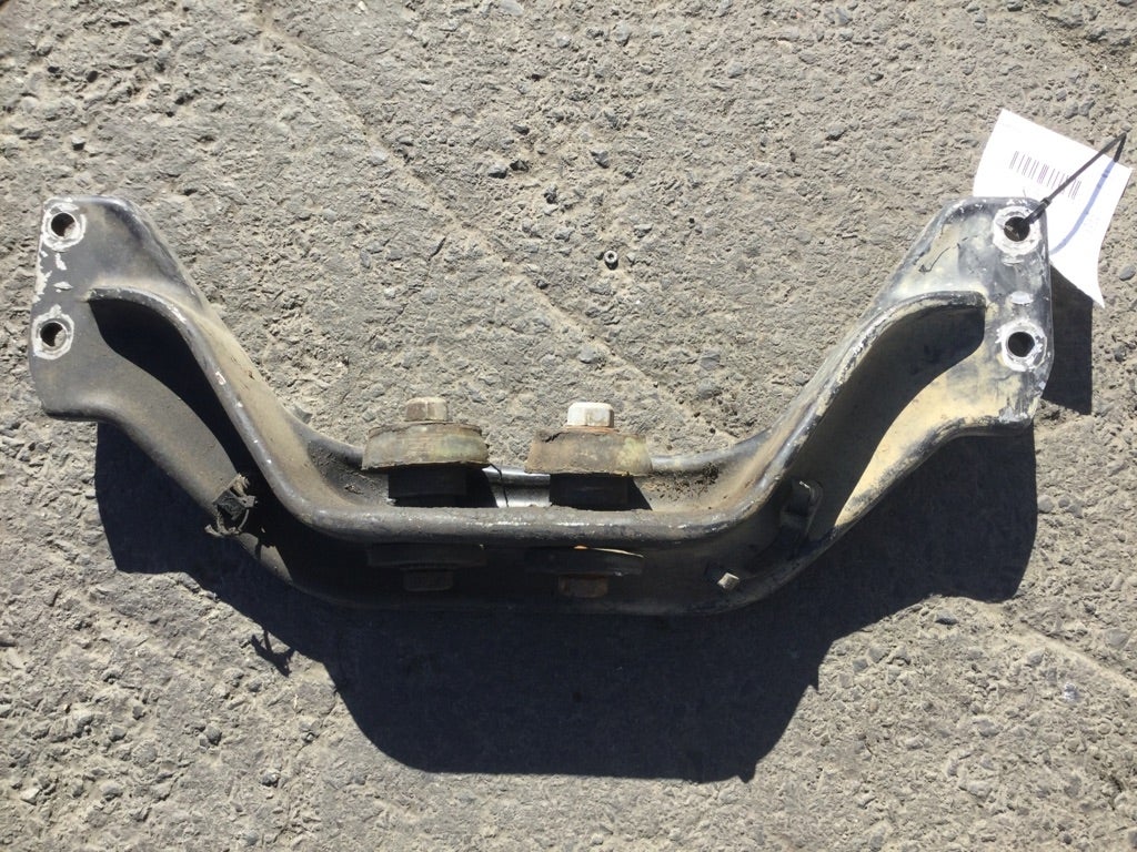 KENWORTH T800 ENGINE MOUNTS, VEHICLE (FRONT) OEM# K107-778 in Spokane ...