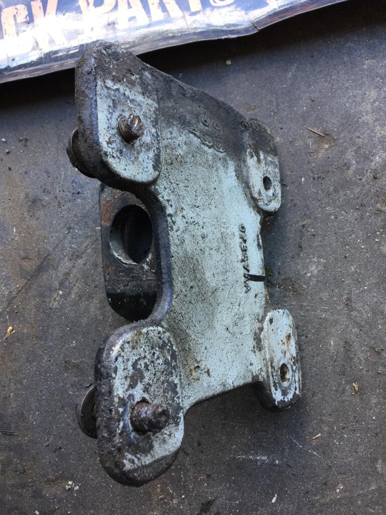 KENWORTH T800 Engine Mounts OEM# K234-2194R in Abbotsford, BRITISH ...