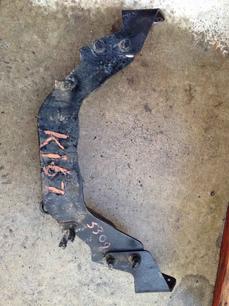 KENWORTH T800 Engine Mounts in Abbotsford, BRITISH COLUMBIA #5309