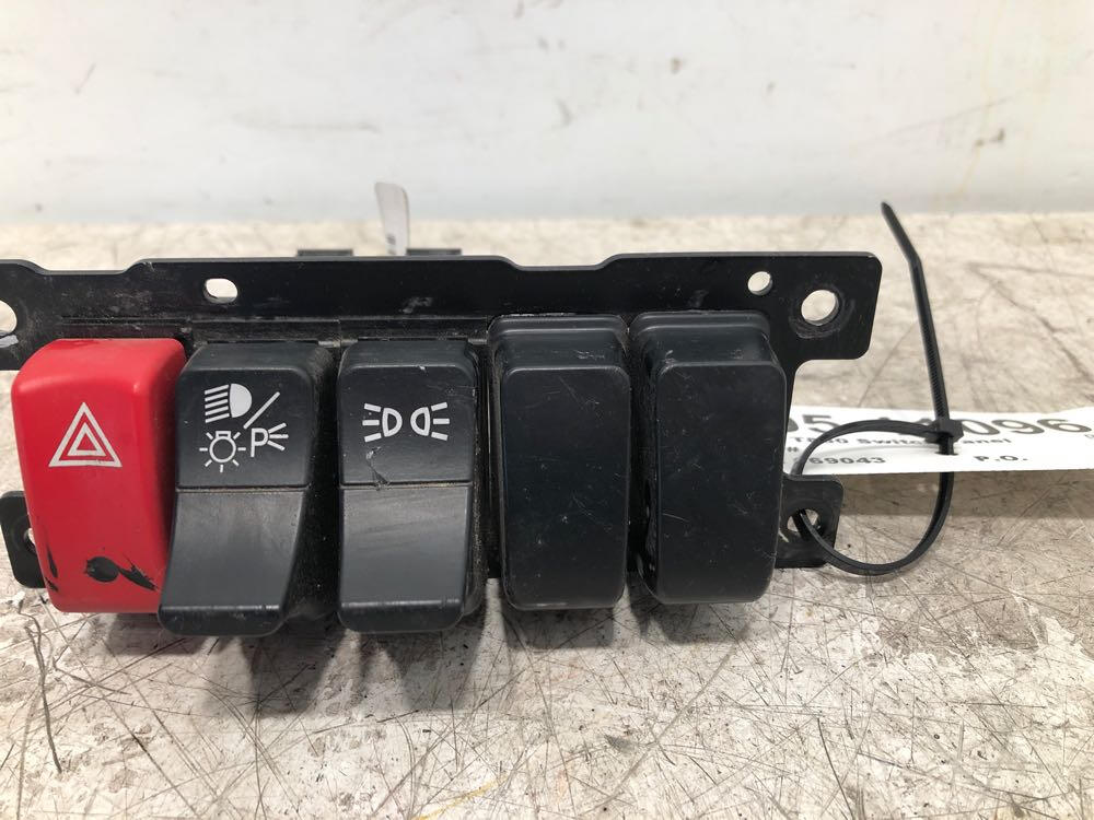 KENWORTH T880 Headlight Switch in Dorr, MI #605-11096